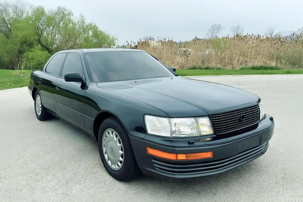 1991 Lexus LS400 VIN JT8UF11E8M0082385 | Hagerty Valuation Tools